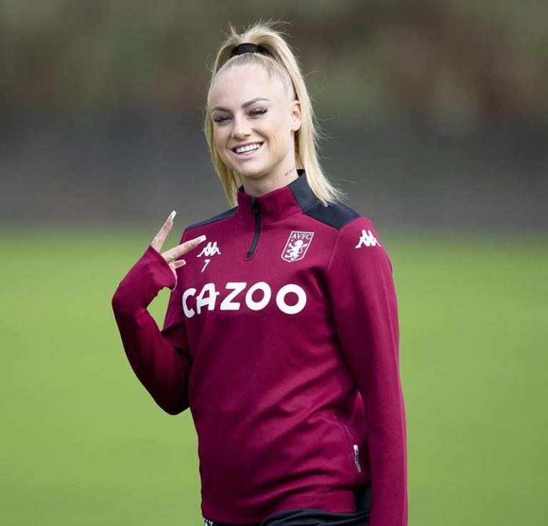 Алиша Леманн: биография футболистки, фото в купальнике, личная жизнь